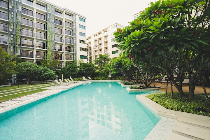500 M Wifi, Sathorn, Asiatique, Iconsiam, Poolgym - Bangkok