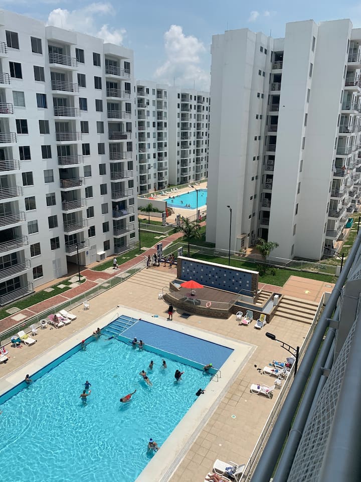 Alojamiento En La Zona Más Fresca De Girardot - Girardot