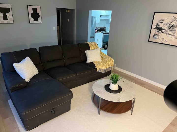 Cozy 4 Bedroom House - Chilliwack