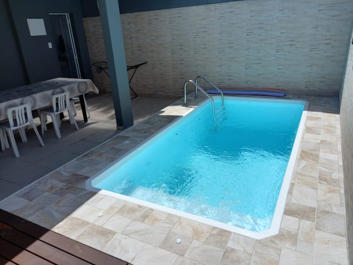 Casa 60 M Da Praia Com Piscina E Ar Condicionado. - Matinhos