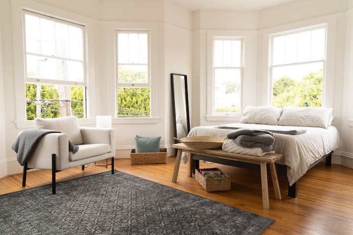 Great Hayes Valley Studio (#8) - San Francisco, CA