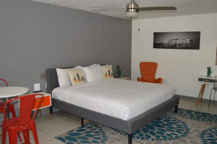 Studio - Palm Springs, CA