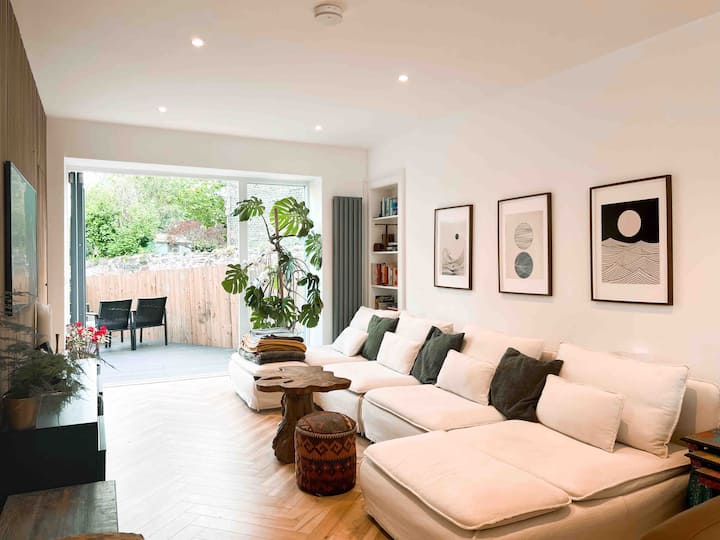 Tailor’s Heritage Home: Spacious 4 Bed W/ Garden - Edinburgh
