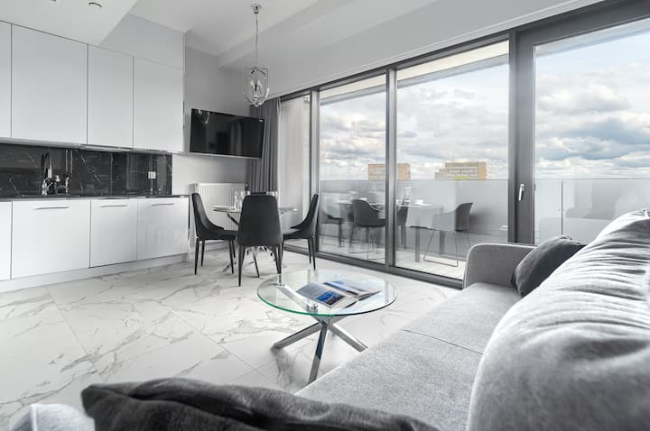 Apartament W Hanza Tower Z Basenem - Szczecin