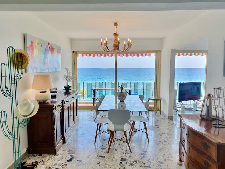 T4 Front De Mer ,Piscine,wifi,6à8 Personnes,garage - Menton