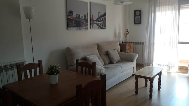 Apartamento En Sabiñánigo,la Entrada Al Pirineo . - Sabiñánigo