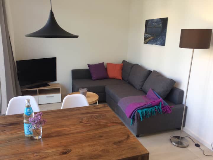 Modern Ground Floor Apartment Near The Zoo - Hamburg