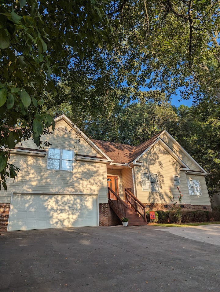 Spacious Clemson House-3mi From Cu! - Clemson