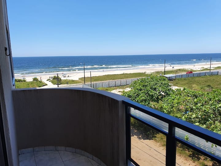 Apartamento Com Vista Para O Mar Em Matinhos-pr - Matinhos