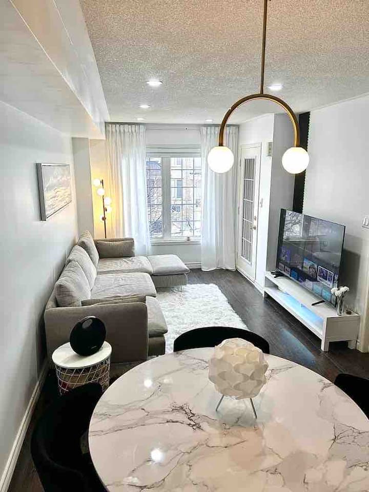 4 Bed Townhouse - Pickering