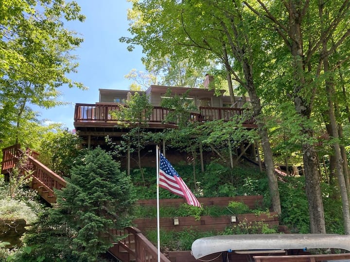 Private Lakefront Home With Endless Views - Noblesville, IN