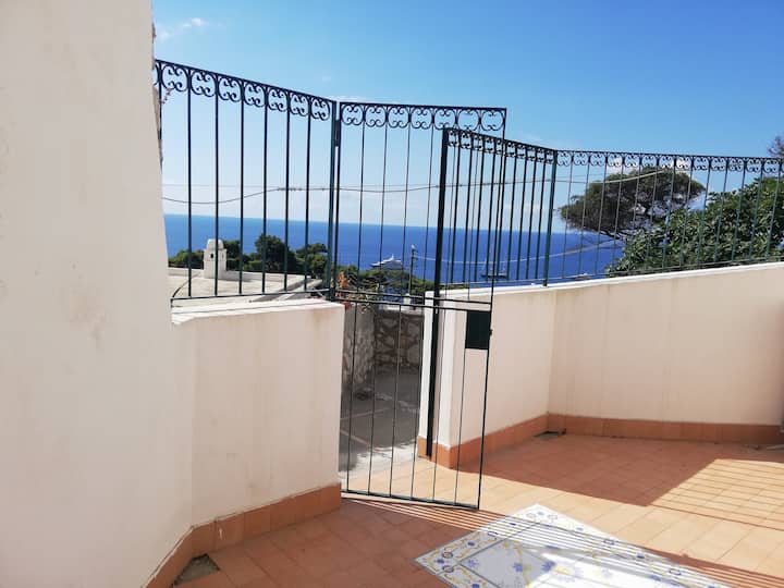 Capri, Pochi Minuti Dalla Baia Di Marina Piccola - Capri