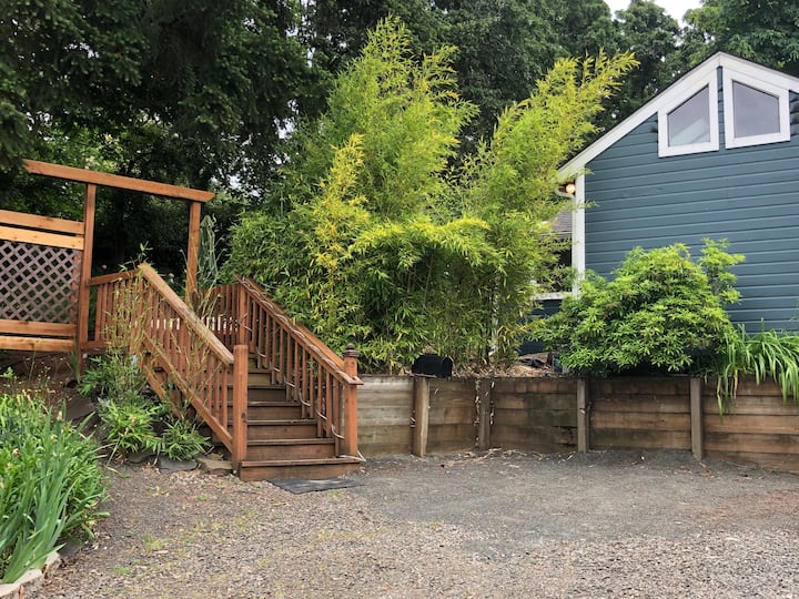 Quiet & Clean Cottage With Yard - University of Oregon, Eugene