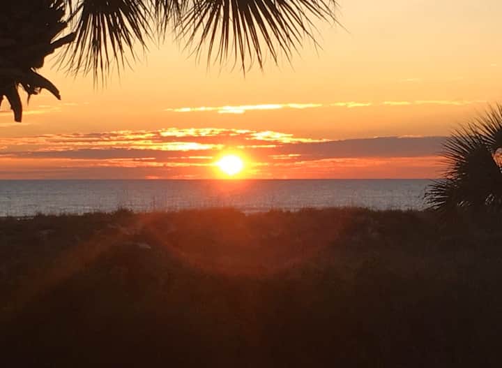 The Sunny Side! Ocean View Beachfront Condo - St. Augustine Beach, FL