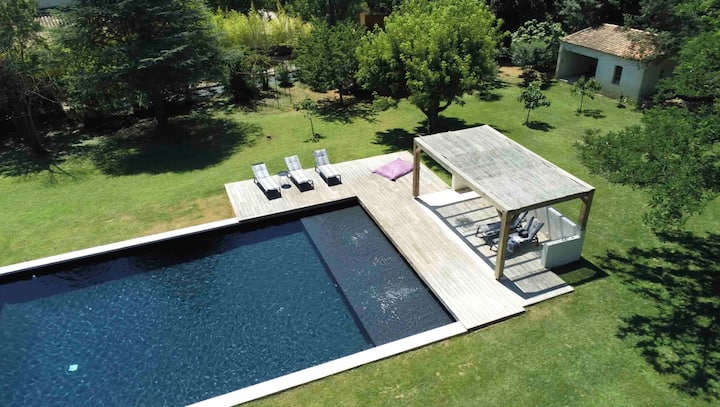 Domaine D'hestia Le Gîte Victoria - Rognes