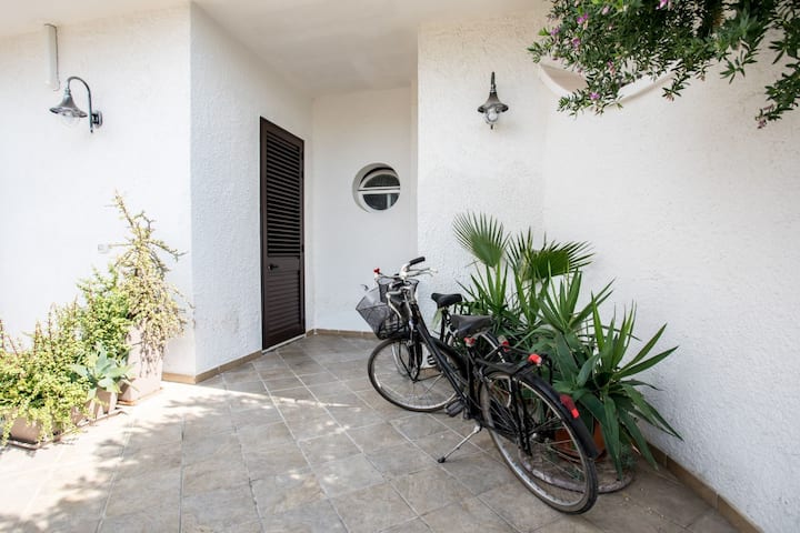 Studio Lemon | Ideal For A Couple, A/c - Punta Prosciutto