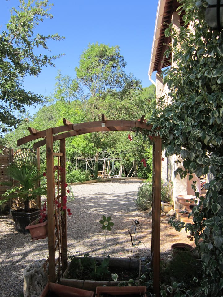 Gîte Près Lac Sainte Croix, Gorges Du Verdon - Riez