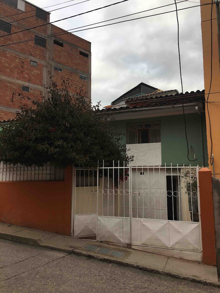 Mini Departamento-flat Para 3 Personas En Cusco - Cusco