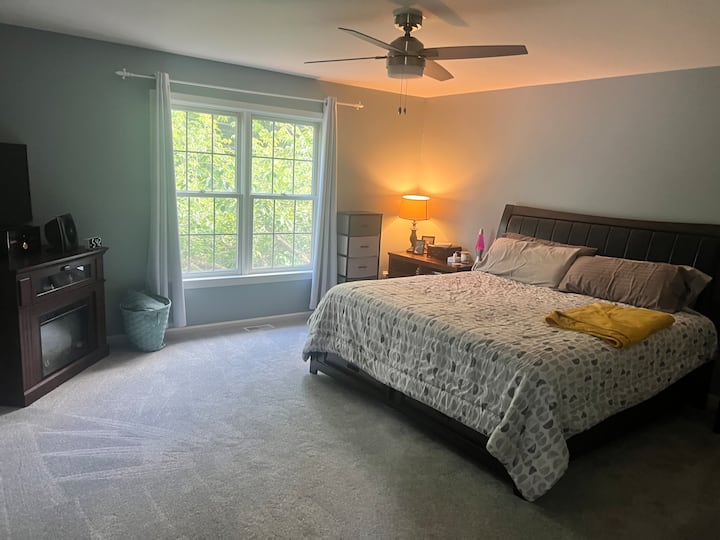 Quiet, 3 Br, 2.5 B, Garage, 5min To Hersheypark - Middletown, PA