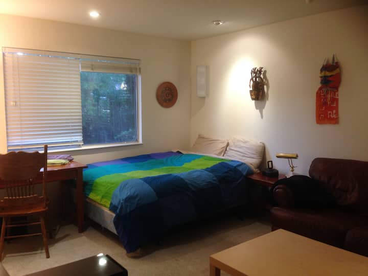 Quiet Room Near Stanford - Palo Alto, CA