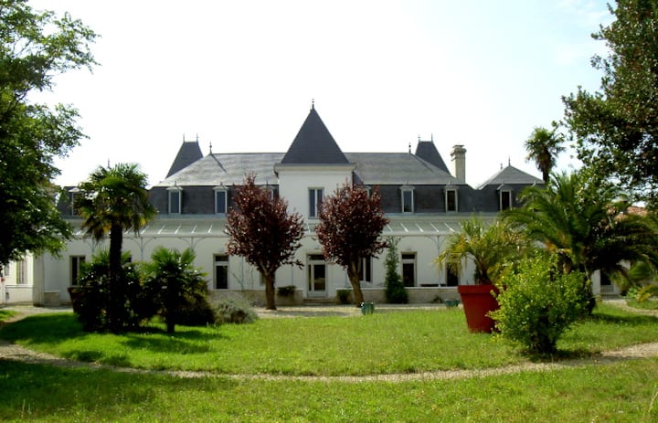 Chateau Du Mesnil - La Cotinière