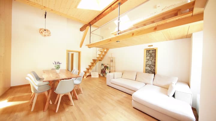 * | Modern Apartment In Charming Chalet | * - Lauterbrunnen