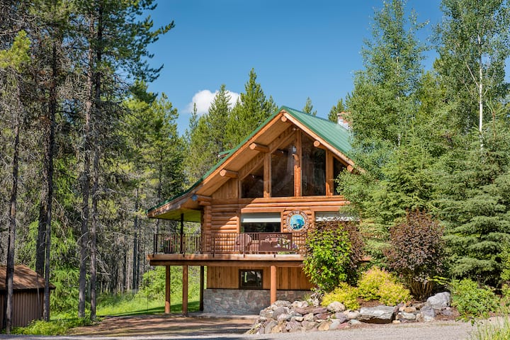 The Tucker Lodge - 2.5 Miles From Glacier Park - West Glacier, MT