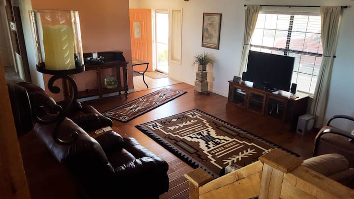 Amistad Lake View! Sleeps 6  Close To Boat Ramps! - Amistad National Recreation Area, Comstock