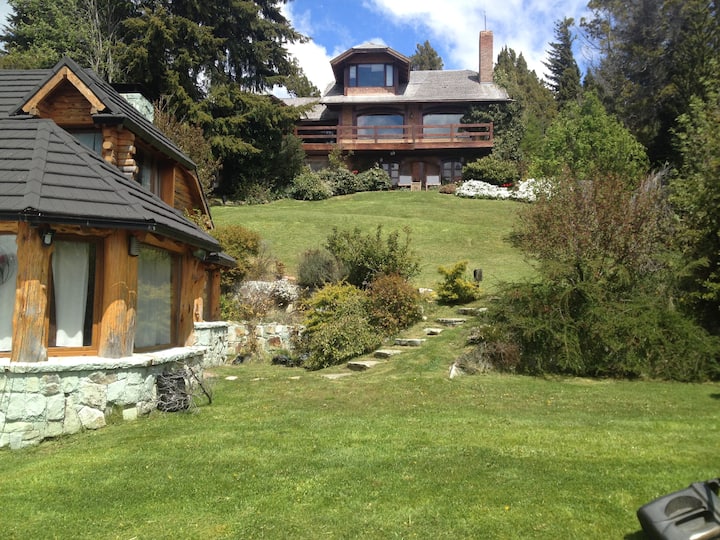 Excelente Casa -Costa De Lago -Vista Espectacular - San Carlos de Bariloche