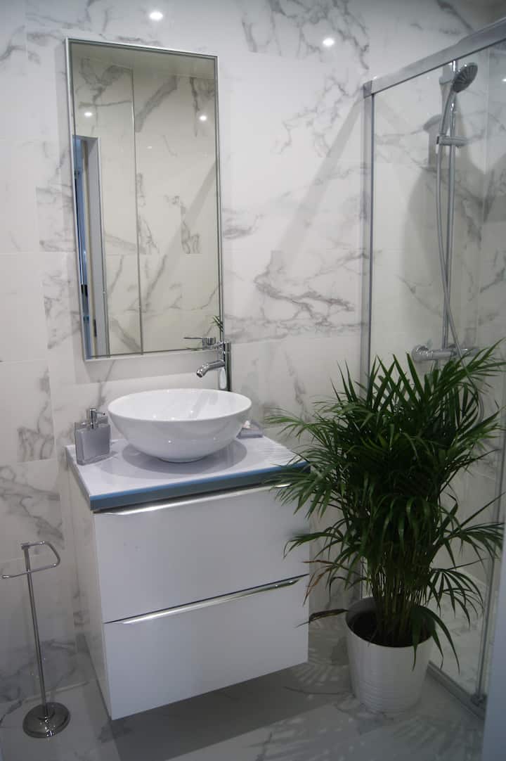 Nice Flat 2 Bedrooms 15 Mins From Paris-la Defense - Suresnes