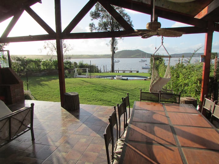 15pax +Orilla Lago +Piscina +Juegos +Wifi + Rapel - Chili