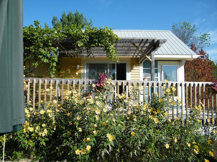 Serene Creativity Spa-like Cottage - Bracebridge