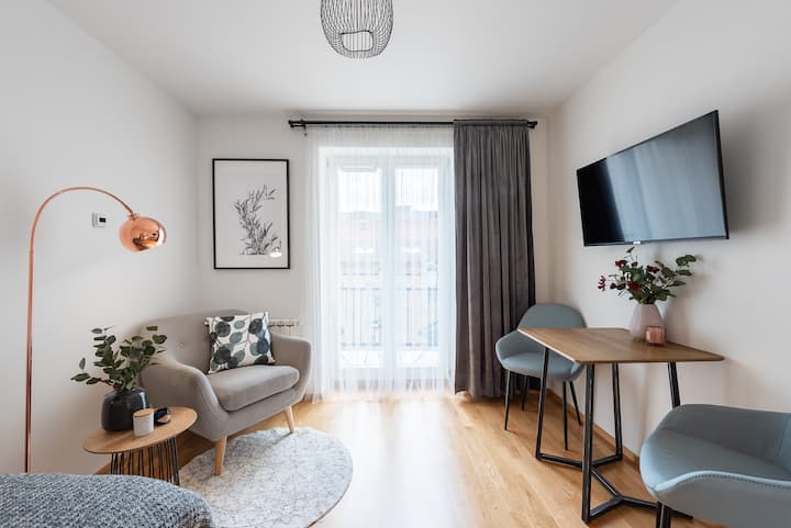 New Chic Studio W/terrace - Prag