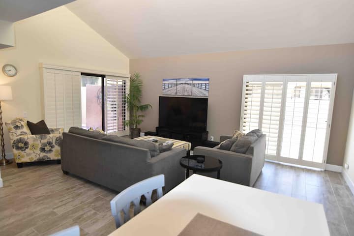 Rancho Mirage Remodeled Gem, Across From The River - Rancho Mirage, CA
