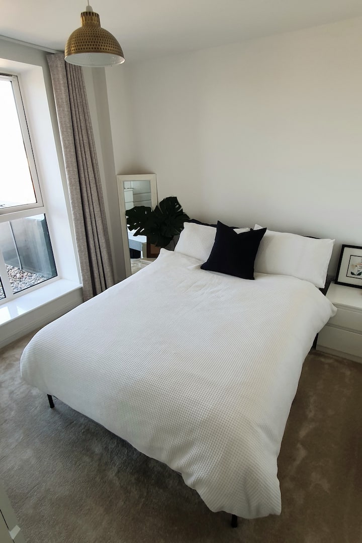 Lovely Private Double Bedroom In Reading - Reading