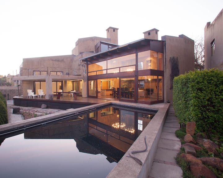 Fourways Vacation Rentals & Homes - Fourways, Sandton, South Africa ...