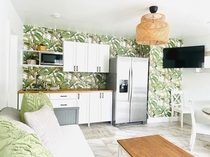 1 Bedroom Oasis Close To Hard Rock Casino/stadium - Pembroke Pines, FL