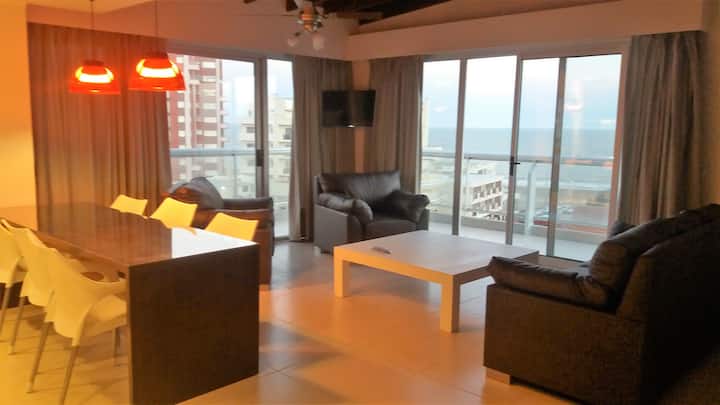 Edificio Avenida Uno Pent House,5 Personas - Villa Gesell