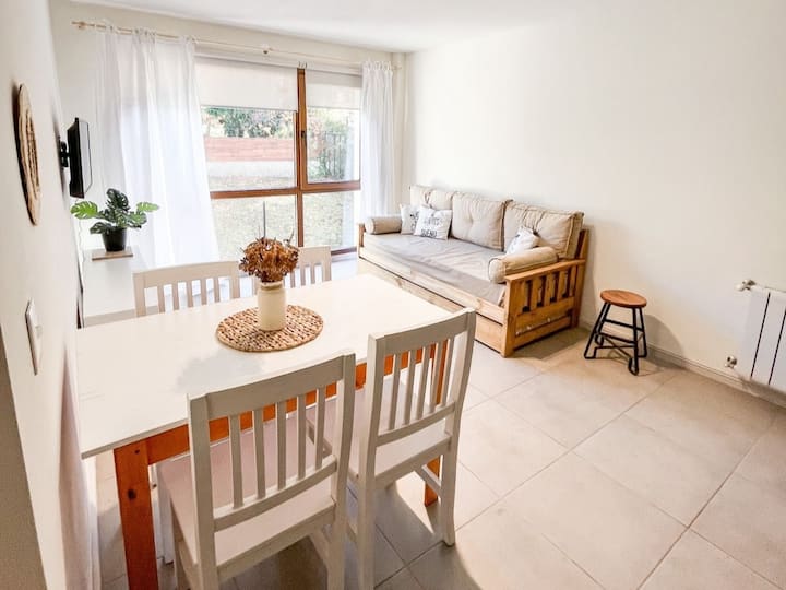 Cálido Y Luminoso En Zona Céntrica, Punto Güemes - San Carlos de Bariloche