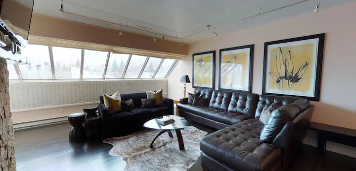 Ski-in/out Luxury  3bd Penthouse, Grand Hyatt Vail - Vail, CO