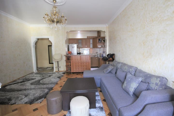 Cozy Apartment - Batumi