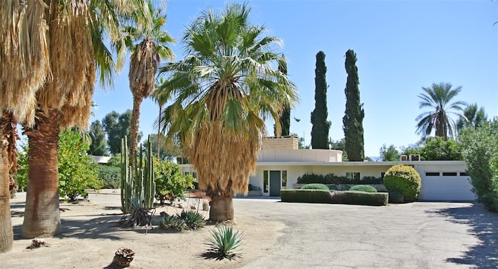 Mid-century Modern Gem - Borrego Springs, CA