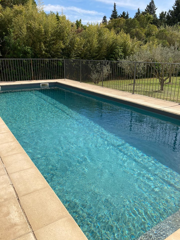 Maison Avec Piscine Privée Au Cœur Des Alpilles - Mouriès
