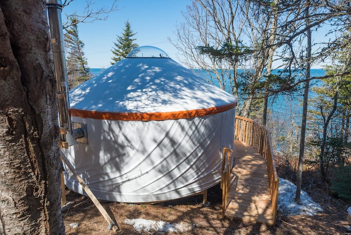 La Latitude, Yourte Avec Superbe Vue Sur La Mer!!! - Cap-Chat