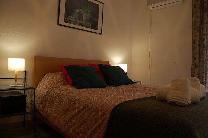 Nice Apartment In Old Quarters Of Triana - Seville