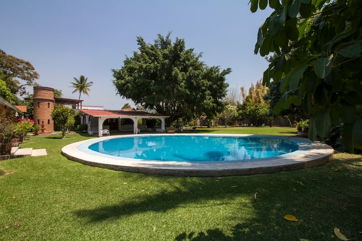 House With Garden And Pool - Quinta Sol Y Luna - Morelos