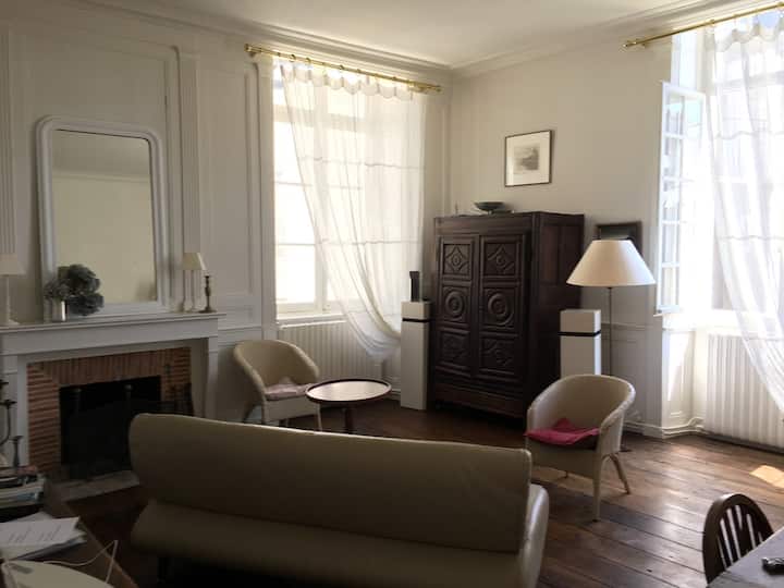 Appartement Dans Ancien Hôtel Particulier Xviie - Dinard