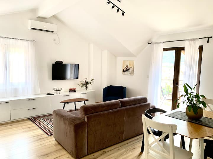 Centerapartment1 With Privateparking And Greatview - Kotor