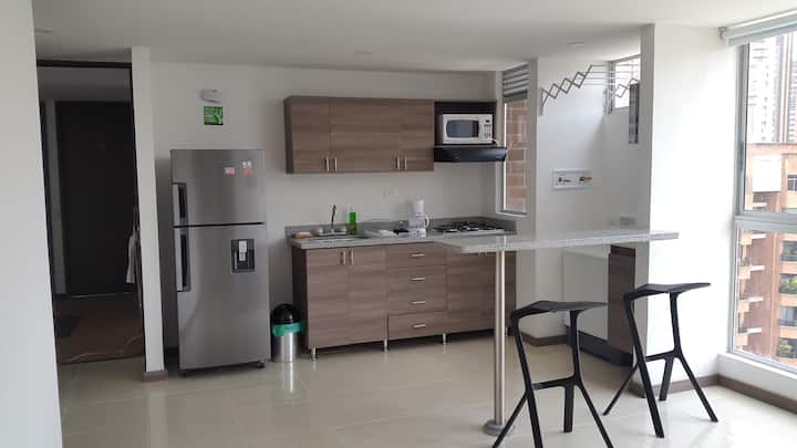8th Fl, Air Cond Poblado Apartment, Loft, Metro - Envigado