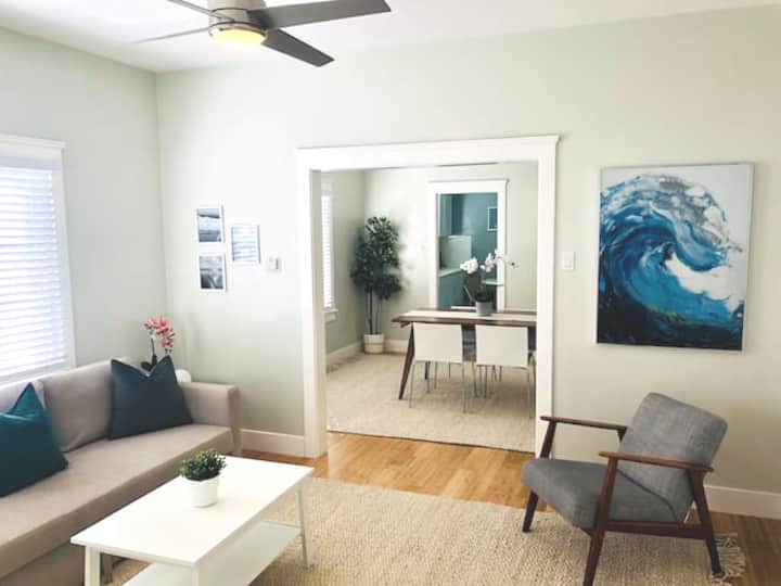 Charming Spacious Beach Home 3 Blks To The Sand - Santa Monica, CA
